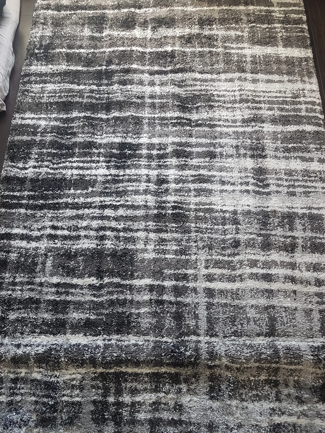 Maxim II Shag Rug - 5.2ft x 7.2ft - Brand New | Karrot