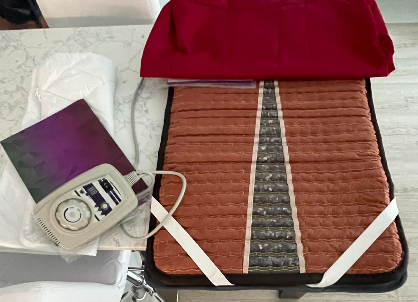 MediCrystal Infrared Heat Amethyst Mini Mat - 32"L x 20"W | Karrot