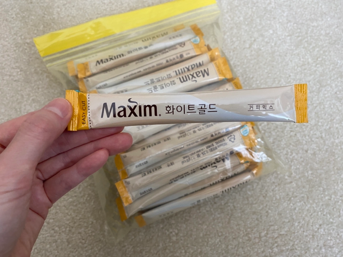 50-PACK Maxim Korean Instant Coffee | Karrot
