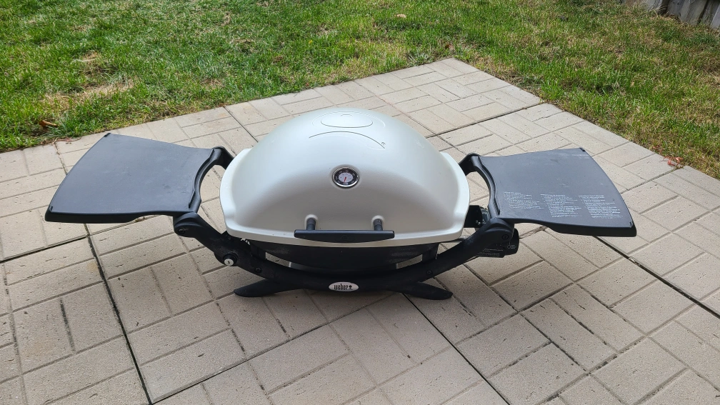 Weber Q 2200 Portable BBQ Grill with Free Propane Tanks | Karrot