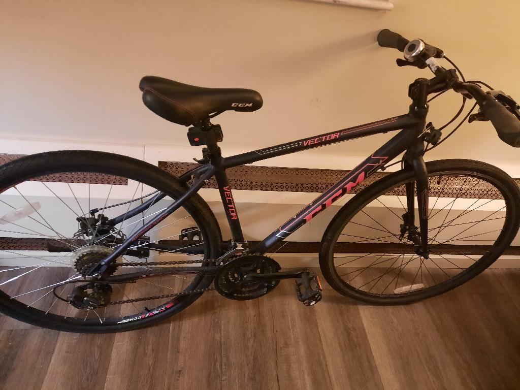 CCM Vector road bike | Karrot