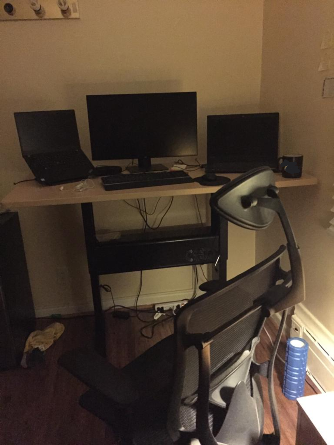 Ergotech Teknion Torsion Sit Stand Adjustable Desk- Heavy Duty | Karrot