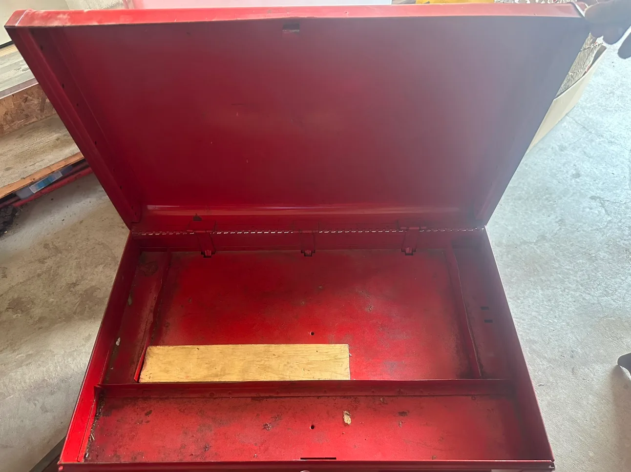 Mastercraft tool box | Karrot