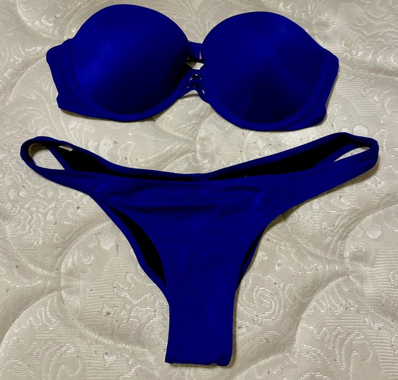 Victoria Secret Bikini Set | Karrot